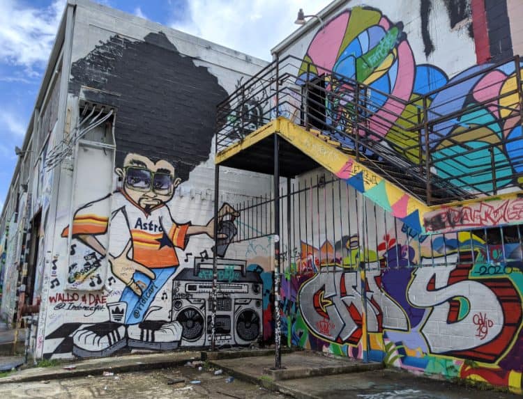 Houston Graffiti Building - Street Art Central – JillBJarvis.com