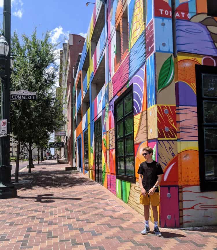 Produce Row... the Giant Main & Co Mural! – JillBJarvis.com