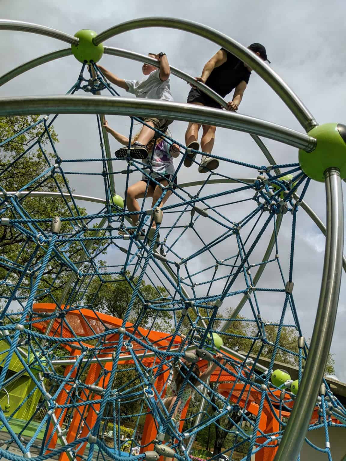 Levy Park Houston... Splashpad and Dog Park! – JillBJarvis.com