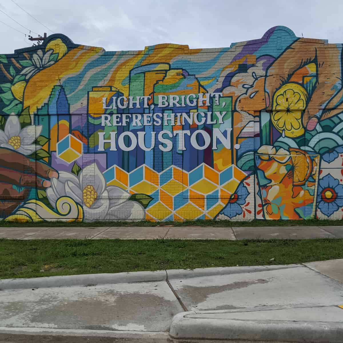 Light, Bright, Refreshingly Houston Mural – JillBJarvis.com