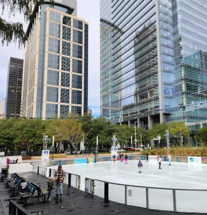 ICE Skating at Discovery Green in Downtown – JillBJarvis.com